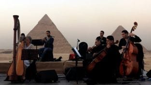 9 Pyramids Lounge: Everything to know about Egypt's First Restaurant At ...