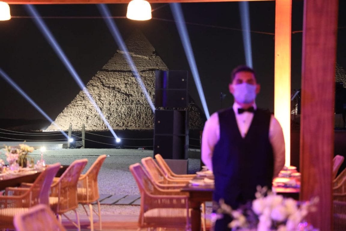 9 Pyramids Lounge: Everything to know about Egypt's First Restaurant At ...